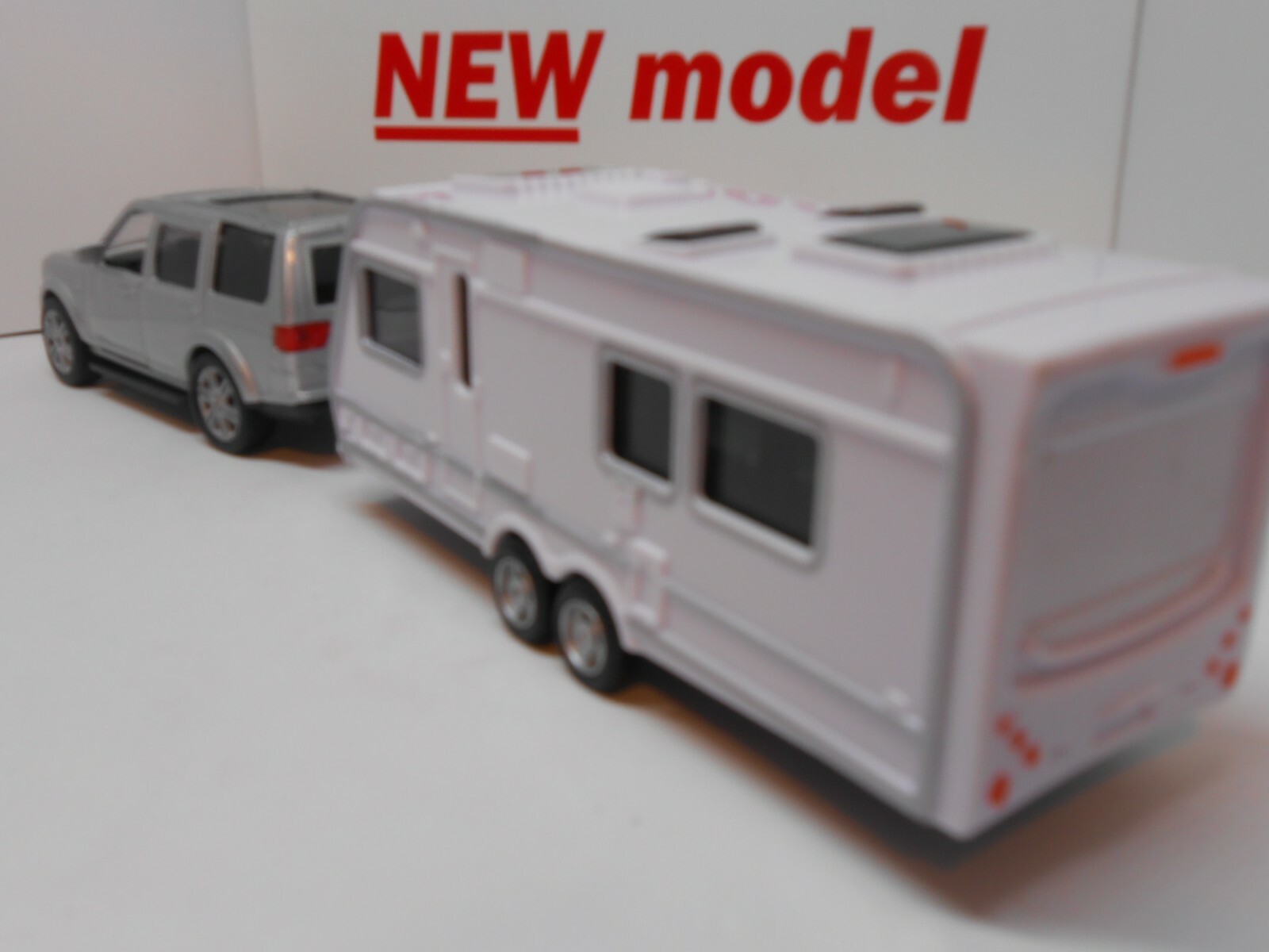 TOY CAR & CARAVAN SET MODEL BOY DAD GIRL MOM BIRTHDAY GIFT PRESENT NEW ...