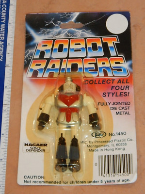 ORIGINAL 1977 ROBOT RAIDERS NAGAER SPACE DEFENDER DIECAST FIGURE, NOS ...