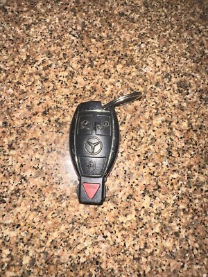 2017-2018 Mercedes Benz CLA Class CLA250 Smart Key Fob Keyless Entry ...