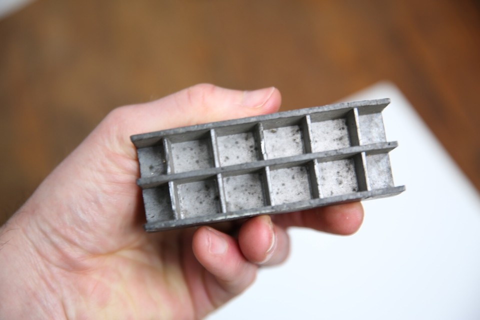 Vintage metal Newspaper Printing Block Typeset Letterpress type holder ...