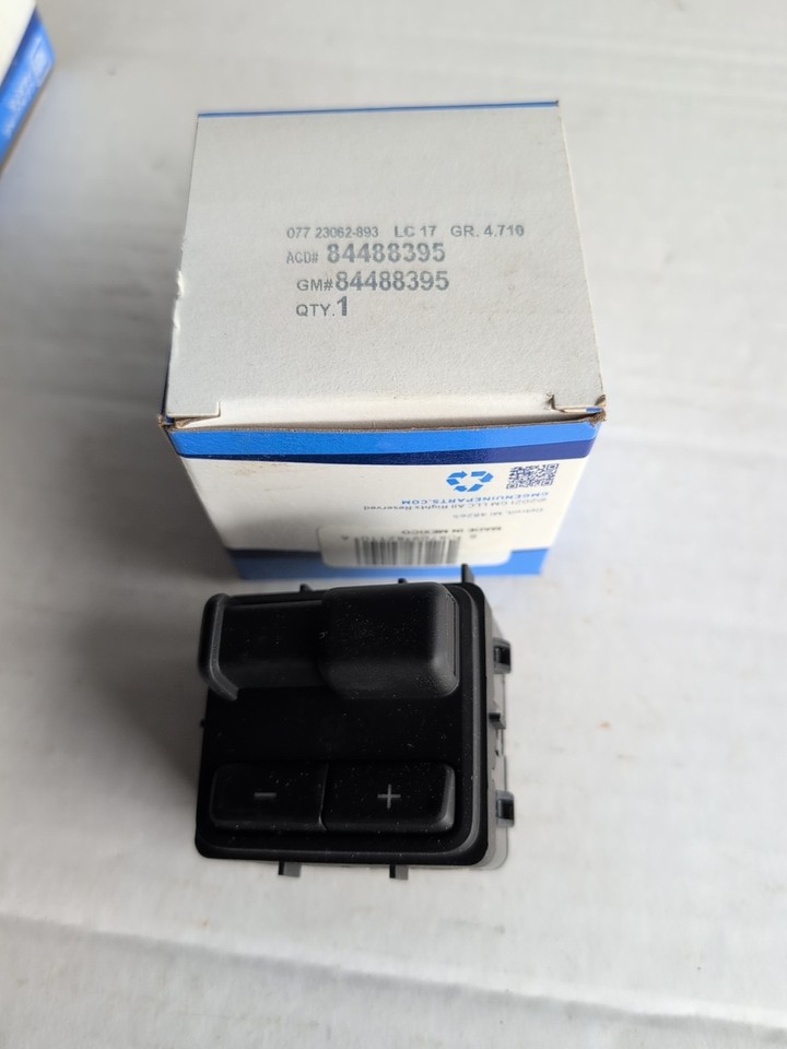 Genuine GM Trailer Brake Control 84488395 Chevy Chevrolet OEM | eBay