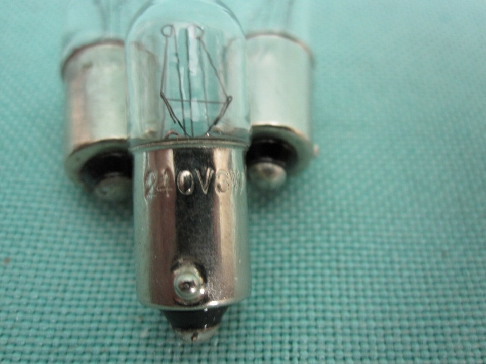 LOT of 3 - 240V 3W B9 Bayonet Style Incandescent Light Bulbs - NEW | eBay