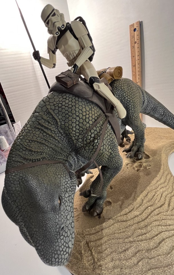 Gentle Giant Star Wars Sand Trooper ON Dewback Statue Diorama 568/1500 ...