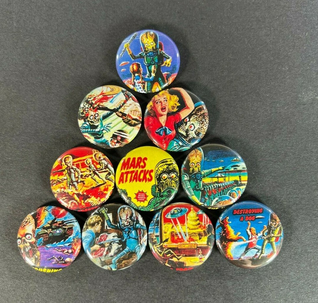 Mars Attacks 1" Button Pin Set Classic UFO comic trading cards (10 pins ...