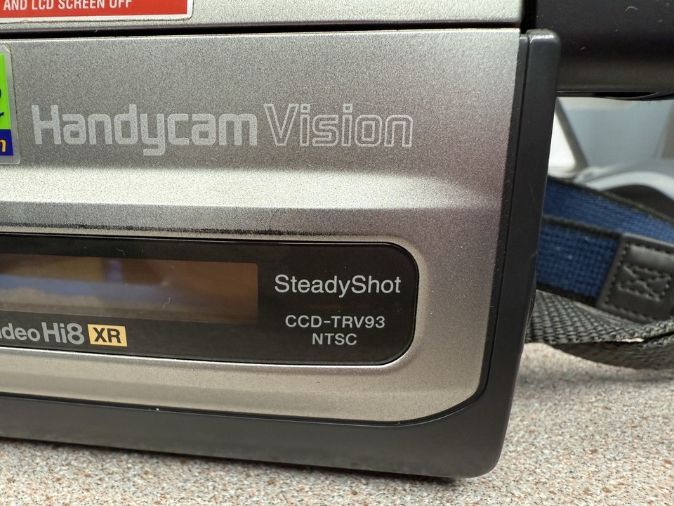 Sony Handycam CCD-TRV93 3" LCD 72x Digital Zoom Handheld Camcorder No ...