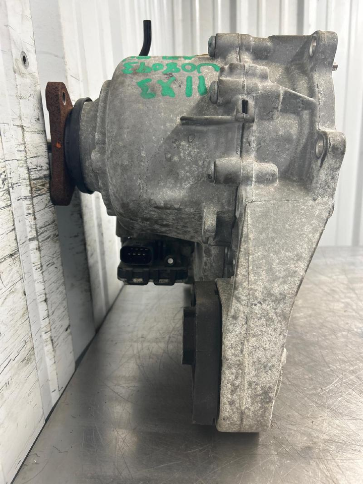 2011 BMW X3 Transfer Case Assembly OEM | eBay