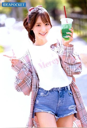 Momonogi Kana Live Photo Aipoke Adult Av Actress Idea Pocket Momo-Chan'S Excitin | eBay