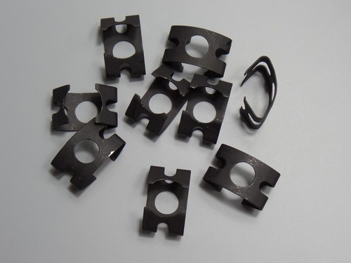 20x Halteklammer Bremsleitung Bremsschlauch Halter für Audi Skoda VW ...