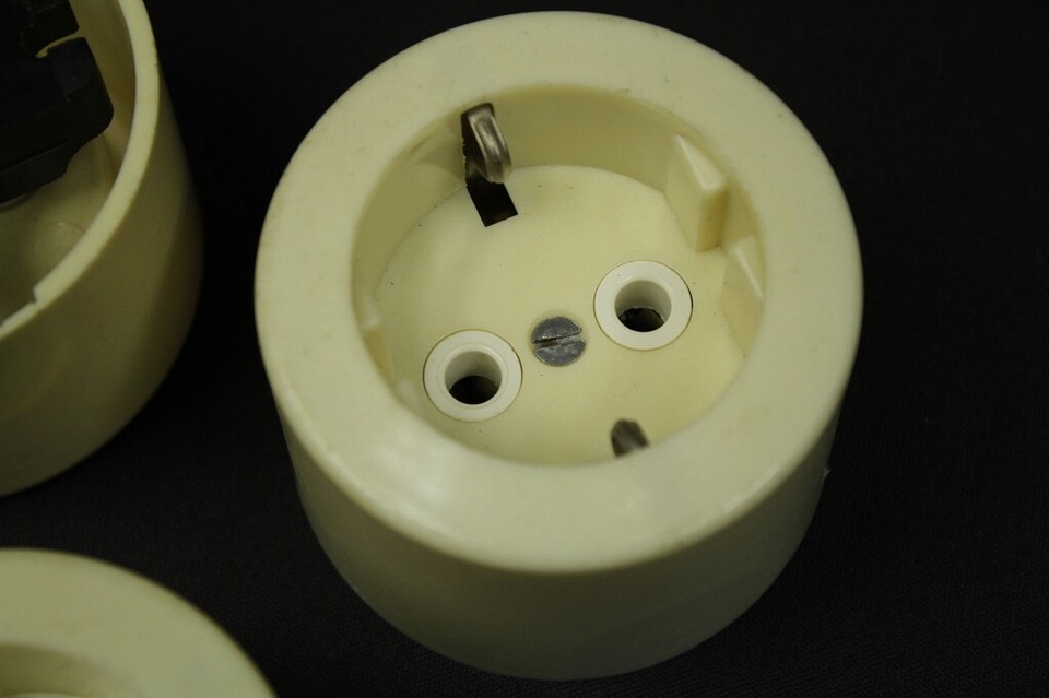 Old Surface-Mounted Socket With Schuko Vintage Round Ø DDR | eBay