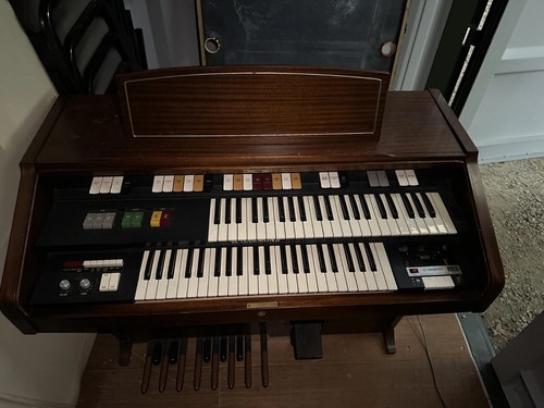 Vintage Hammond Solid-State Electronic Organ Instrument Brown Headphone ...