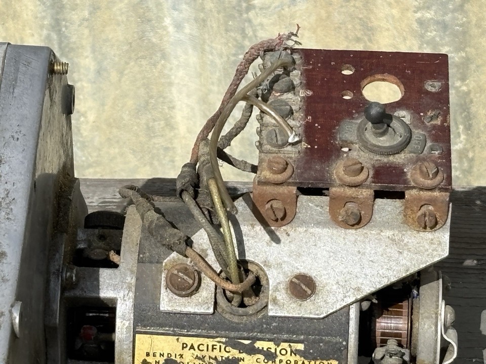 WW2 US AIR FORCE RADIO HAND CRANK ELECTRIC GENERATOR - WORKING - GIBSON ...