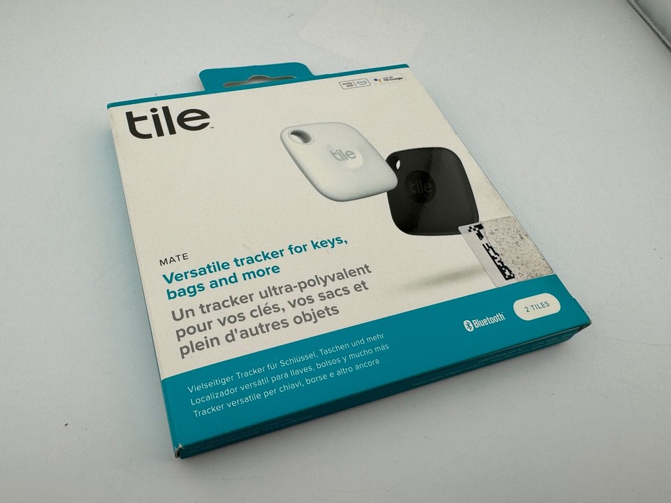 TILE MATE VERSATILE ITEM KEYCHAIN TRACKER [2-PACK] BLACK & WHITE - (NEW ...