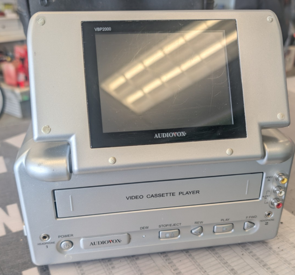 Audiovox VBP2000 Portable VCR VHS Player 5" LCD Screen W/Adapter Tested ...