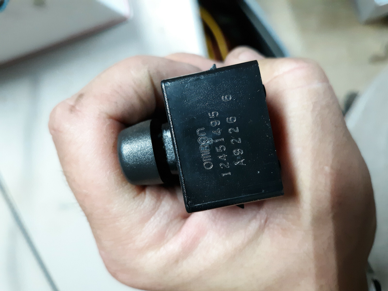 CADILLAC OLDSMOBILE CHEVY SATURN BUICK GM POWER SEAT SWITCH OMRON ...