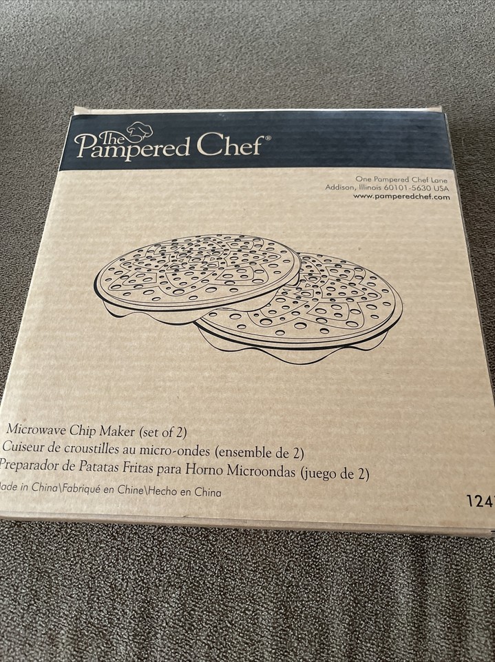 New Pampered Chef Microwave Chip Maker Set of 2 For Potato Chips #1241 ...