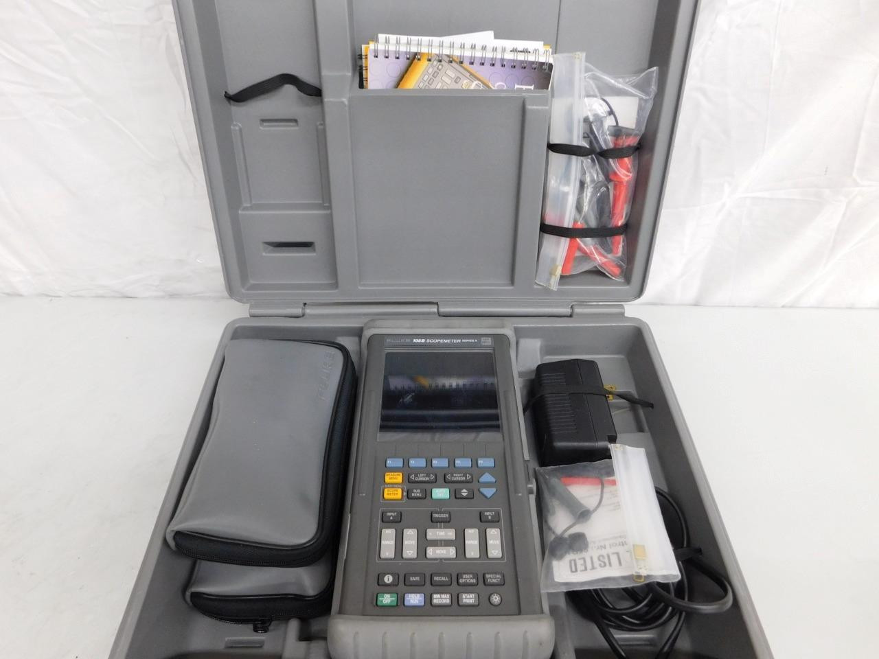 Fluke Scopemeter 105B Series II 100MHz with Case, Cables, Probes ...