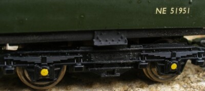 Trans-Pennine Swindon DMU Class 124 lifting brackets for Trix & 4mm ...