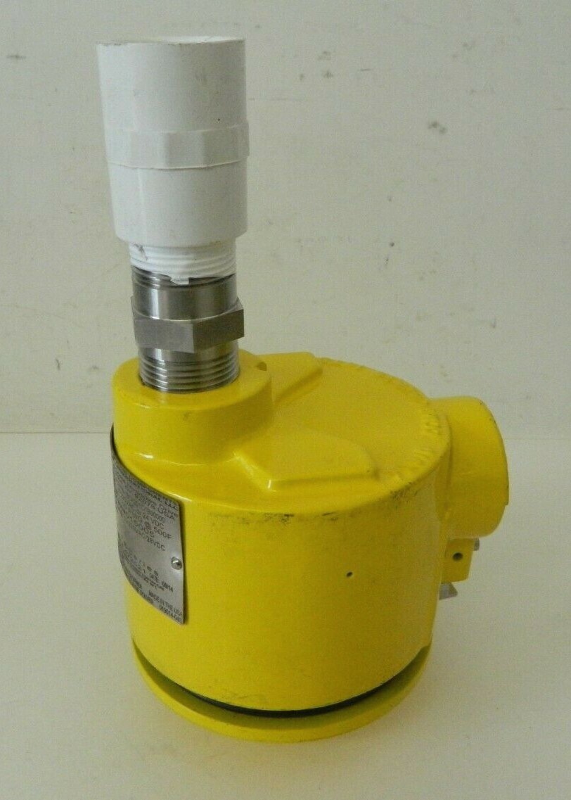 FCI Fluid Components Flow Switch FLT93S-1B1A201C1B00000 #2 | eBay