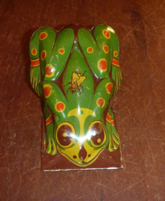 Vintage Tin Toy Frog Clicker with Fly | eBay