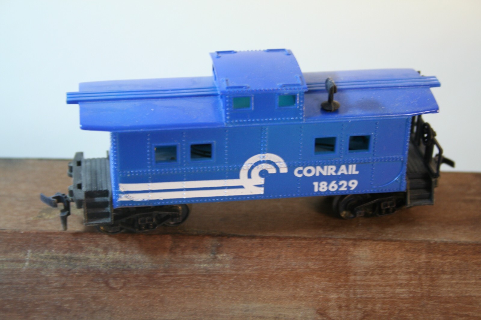 Vintage HO Scale Life-Like Conrail 18629 Caboose Car Train | eBay