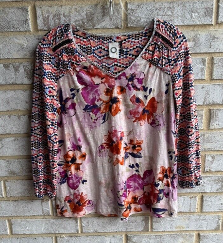 Anthropologie Akemi Kin V-Neck 3/4 Sleeve T-Shirt Women's Size S. | eBay