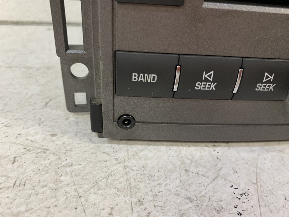 2009-2011 Chevy HHR radio stereo CD Player receiver head unit AUX USB ...