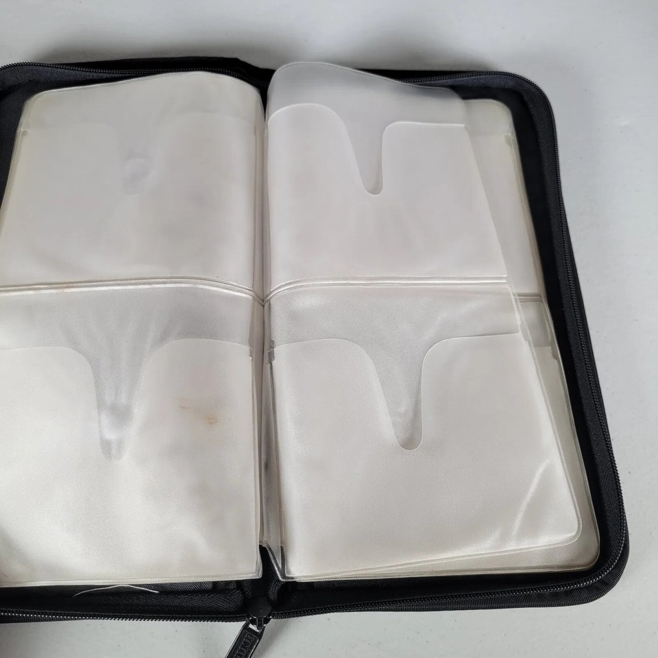 Case Logic Caselogic Zipper Carrying Case 24 CD Pockets Folder Book ...