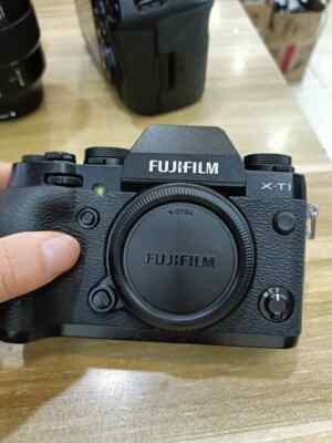 Fujifilm X-T1 16.3MP Mirrorless Digital Camera Black English Language ...