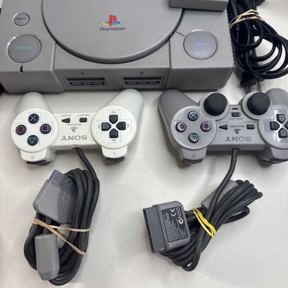 Sony PlayStation 1 PS1 Console Bundle 2 Controller 1 Game +gameshark ...