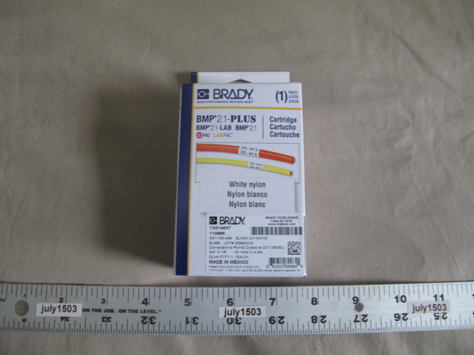 (1) NEW Brady Label Cartridge M21-750-499 Black/White Nylon 3/4" x 16 ...