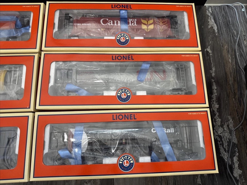 Lionel Trains 6-31736 Canadian Pacific Grain Train Set 2004 C-8 R.55 | eBay