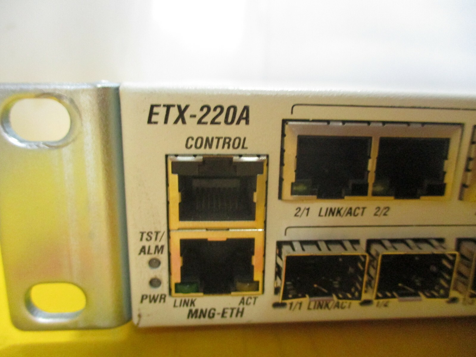 RAD ETX-220A ETX-220A TWC/ACR/4XFP/10S/SYE/ESK 10G Ethernet Carrier ...