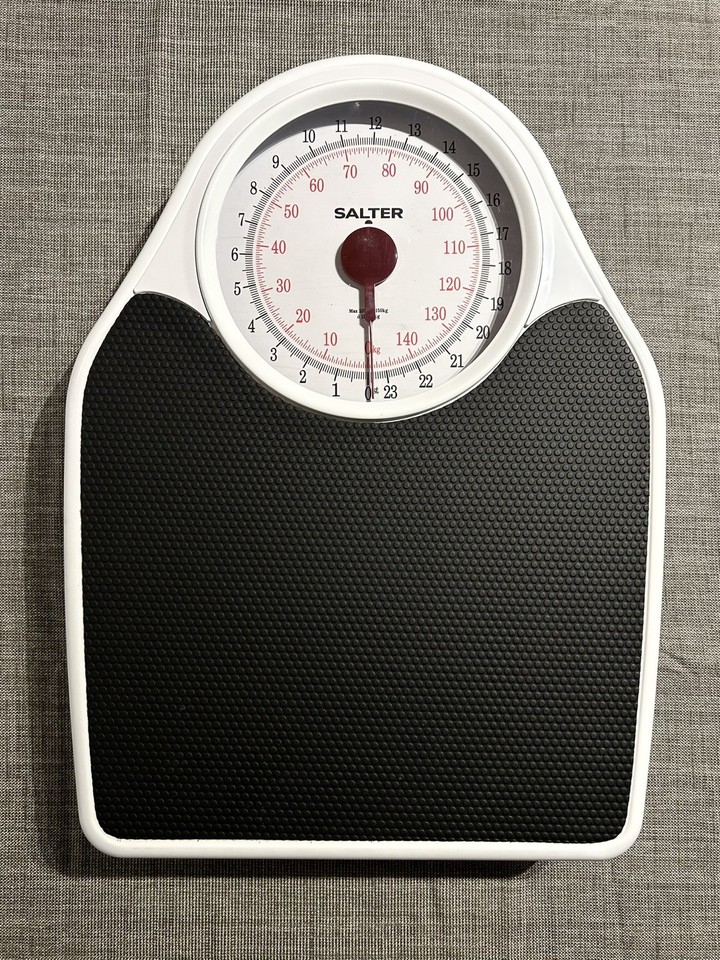Salter Doctor’s Style Large Mechanical Bathroom Scale Easy Read Dial ...