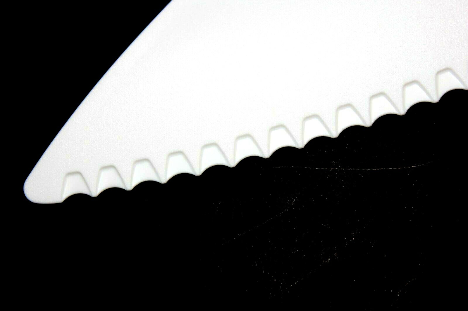 Tupperware Cake Cutter Pie Slicer Cut N Serve 12" Pastry Server White ...