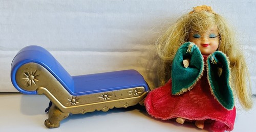 60's Mattel Liddle Kiddles SLEEPING BIDDLE BEAUTY Little Doll Vintage ...