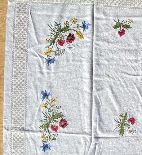 Flower Embroidered Woven W. Germany Tablecloth 80s Jobelan Poppy Detail ...