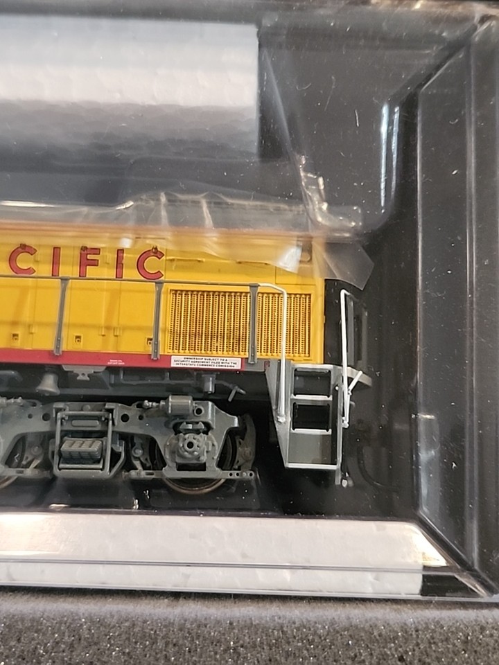 ATHEARN G 66069 MP15AC UP UNION PACIFIC ROAD NUMBER 1413 EX Milwaukee ...