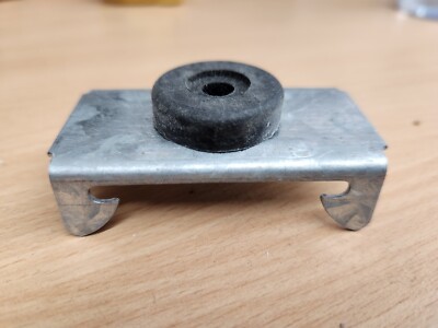 Furring Channel Resilient Mount Direct Fix Clip black rubber - Box of ...