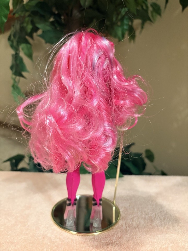 LOL Surprise OMG 2019 Fashion Show Mega Runway Sashay Doll Pink Limited ...