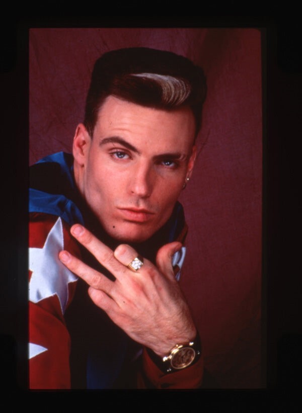 Vanilla Ice Haircut What To Order At Voodoo Doughnut In Dallas Eater