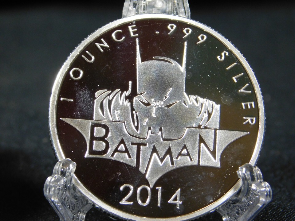 Batman Challenge Coin - 2014 Silver colored - NOVELTY COIN, NO SILVER ...
