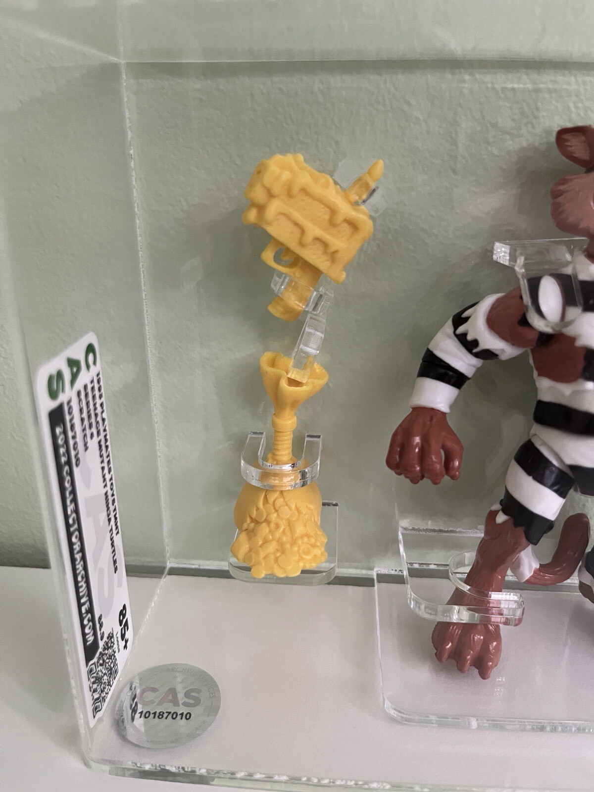 CAS GRADE 85+ SCRATCH THE CAT! 1993 Playmates TMNT Teenage Mutant Ninja ...