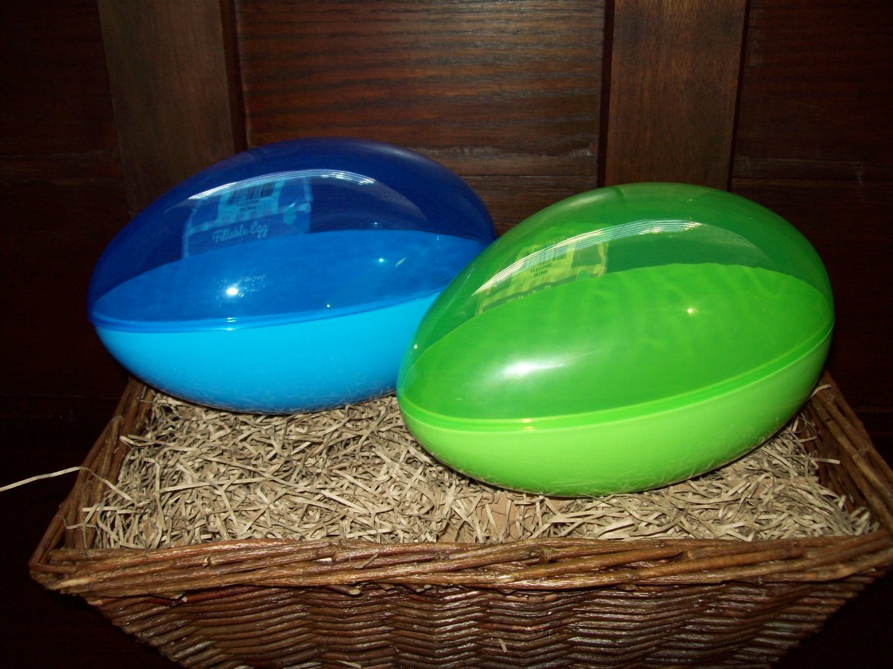 NEW SET/ 2 LARGE appx 7" FILLABLE EASTER EGG PLASTIC CONTAINER HOLDS ...