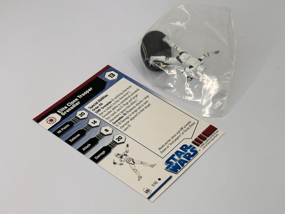 Star Wars Miniatures CLONE WARS Elite Clone Trooper Grenadier 11/40 w ...