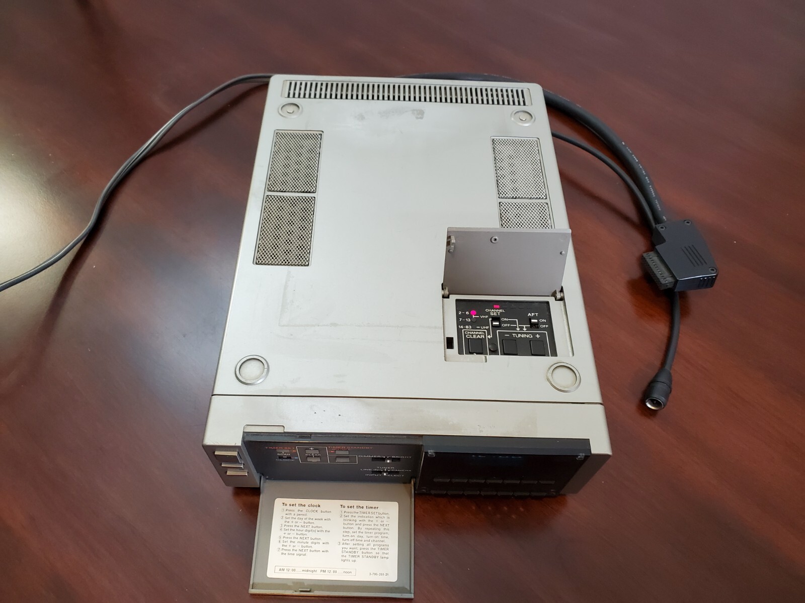 Vintage Programmable Betamax Portable Tuner Timer Unit Sony TT-2000 ...
