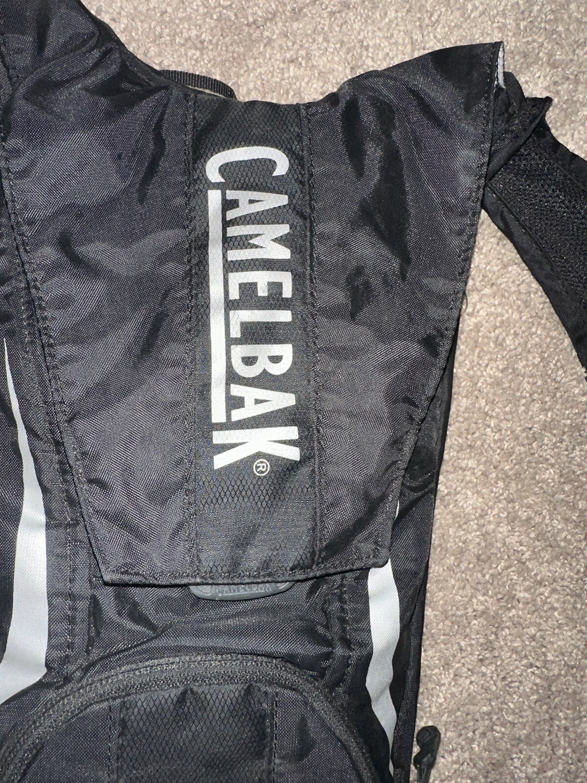CamelBak Classic 2.5L/85oz Hydration Pack Biking Hiking With Bladder | eBay