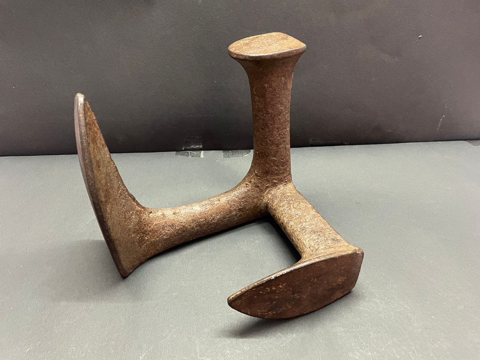 Old Cast Iron Three-Footed Cobblers Shoemaker Anvil Tool Shoe Shine ...