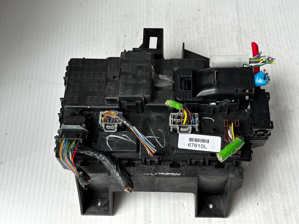 2011 - 2014 Ford F150 Fuse Box Relay Control Junction Unit DC3T-14B476 ...