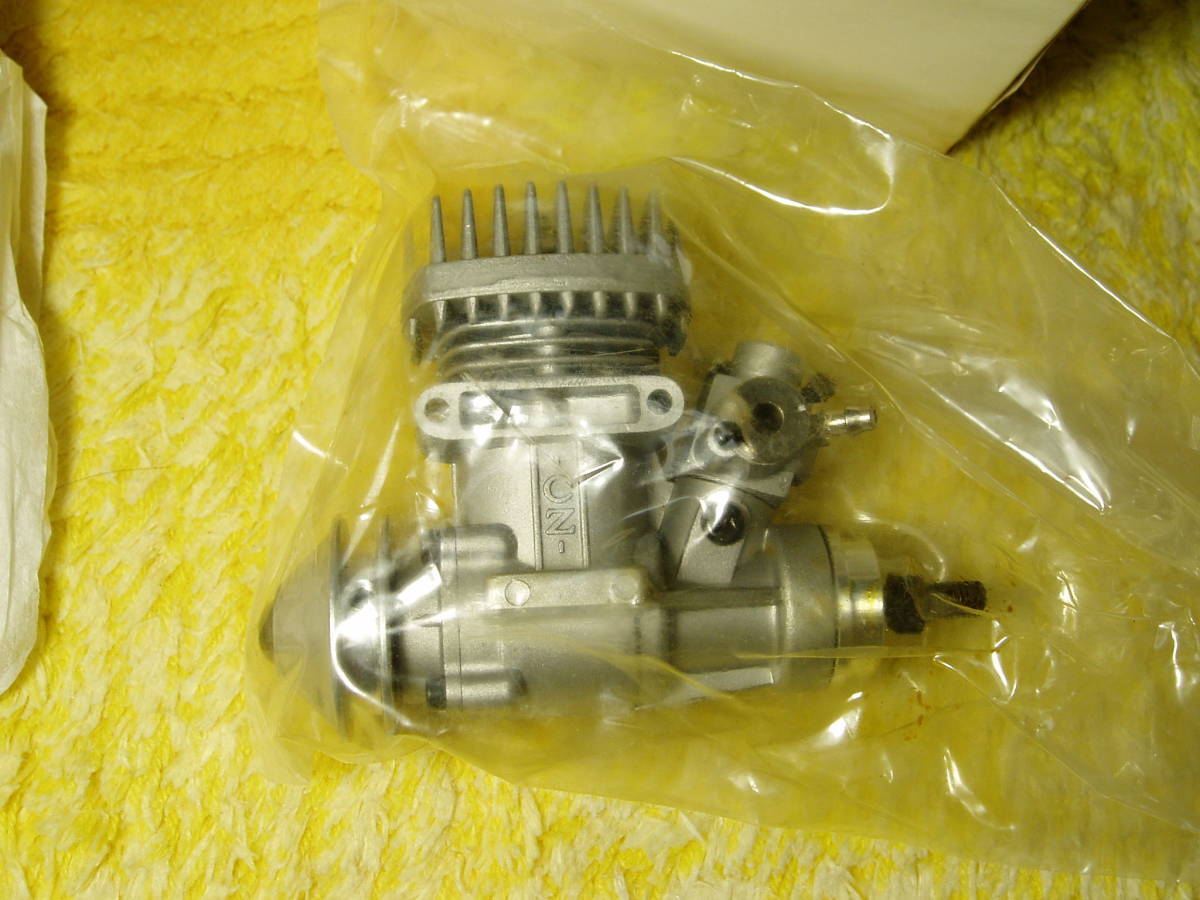 O.S. Max CZ-2 R/C Engine #11210 Airplanes Starter New in Box Dedstock ...
