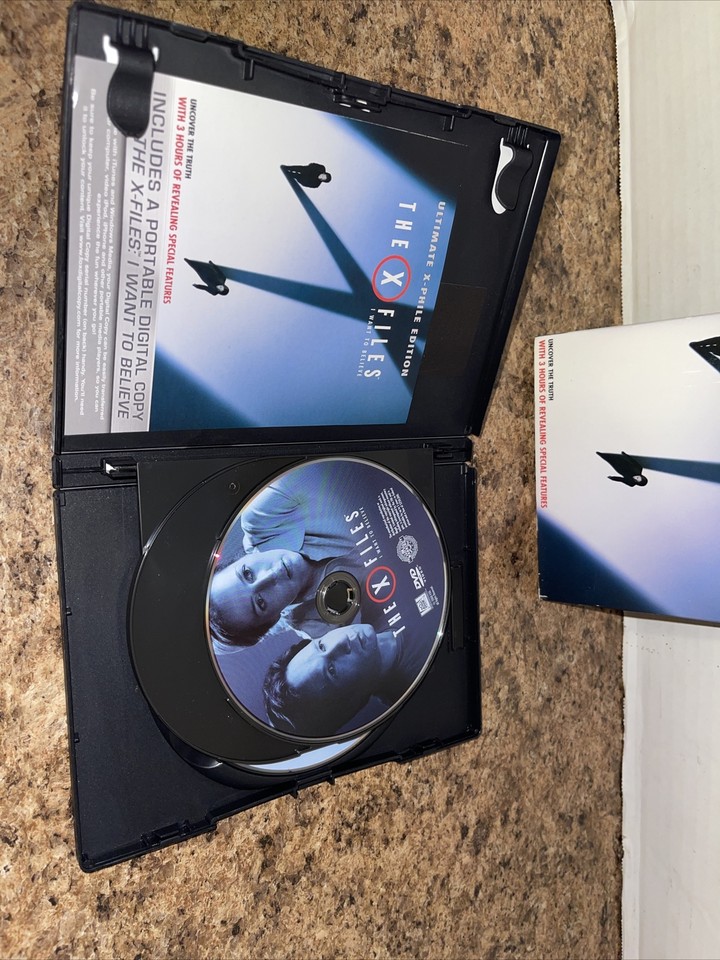 The X-Files: I Want to Believe (DVD, 2008, 3-Disc Set, Ultimate X-Phile ...